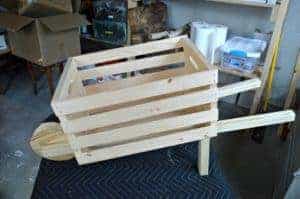 DIY Rustic Wheelbarrow · Chatfield Court