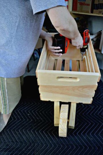 DIY Rustic Wheelbarrow · Chatfield Court