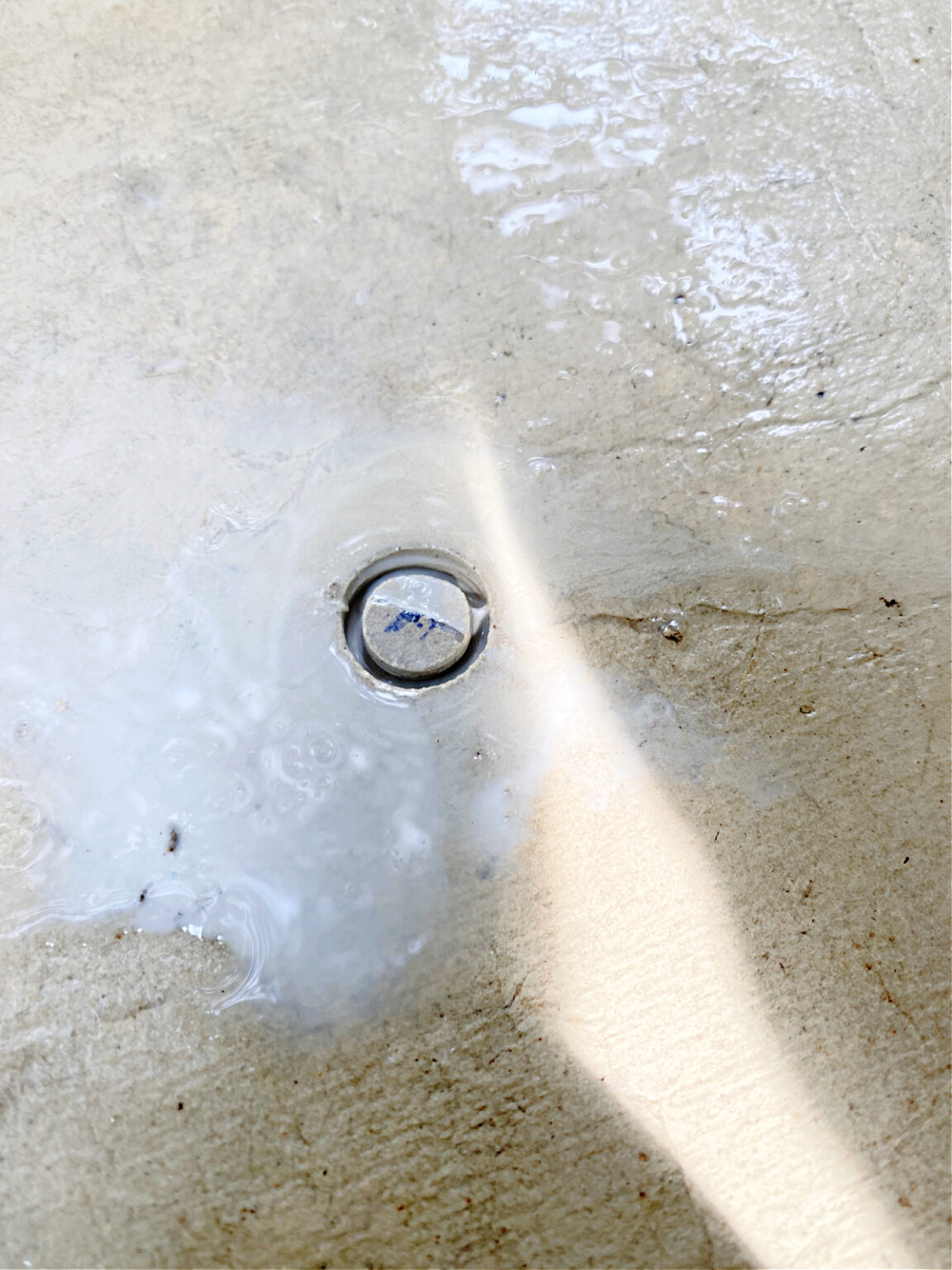 DIY Water Fountain Using a Crock · Chatfield Court